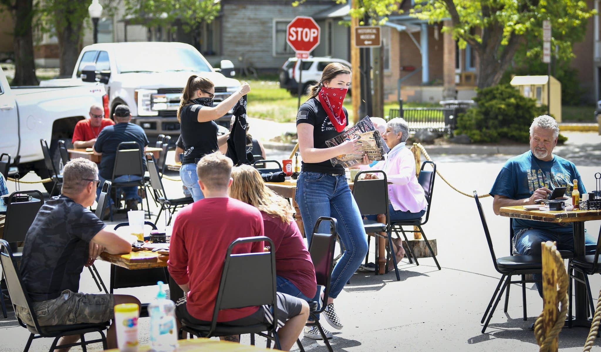 In continued defiance of health orders, Shooters Grill takes dining ...